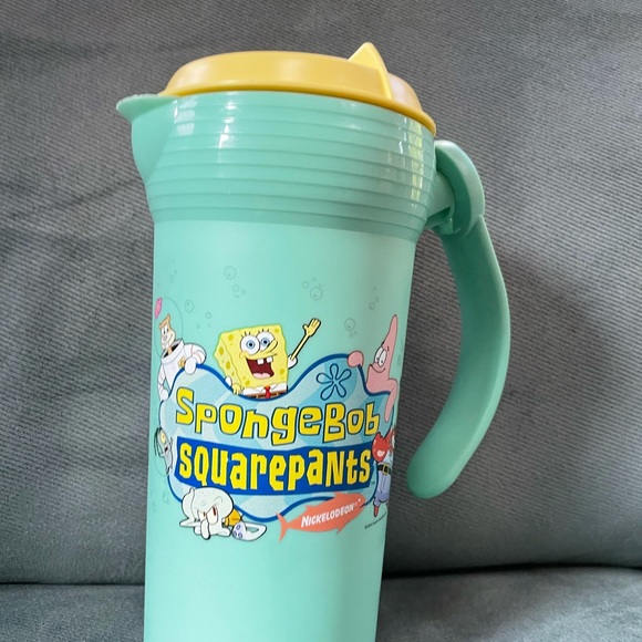 Tupperware | Kitchen | Rare Spongebob Squarepants Tupperware Pitcher ...